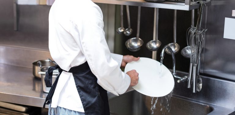 9 Commercial Kitchen Cleaning Procedures for Restaurants - Toronto